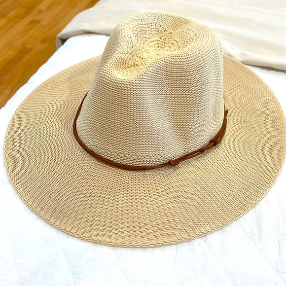 Accessories | Tan Breathable Hat With Leather Trim | Poshmark